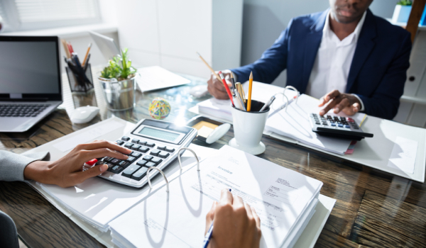 QBO Reminds Clients of Overdue Invoices | QuickBooks Online