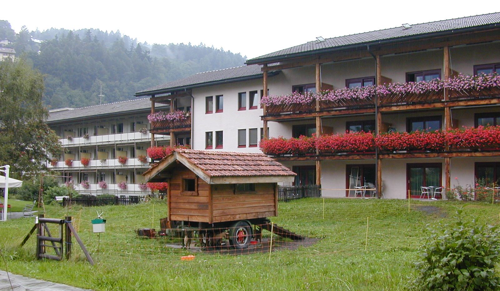 Über uns - EPAT – Evangelisches Pflege- und Altersheim Thusis