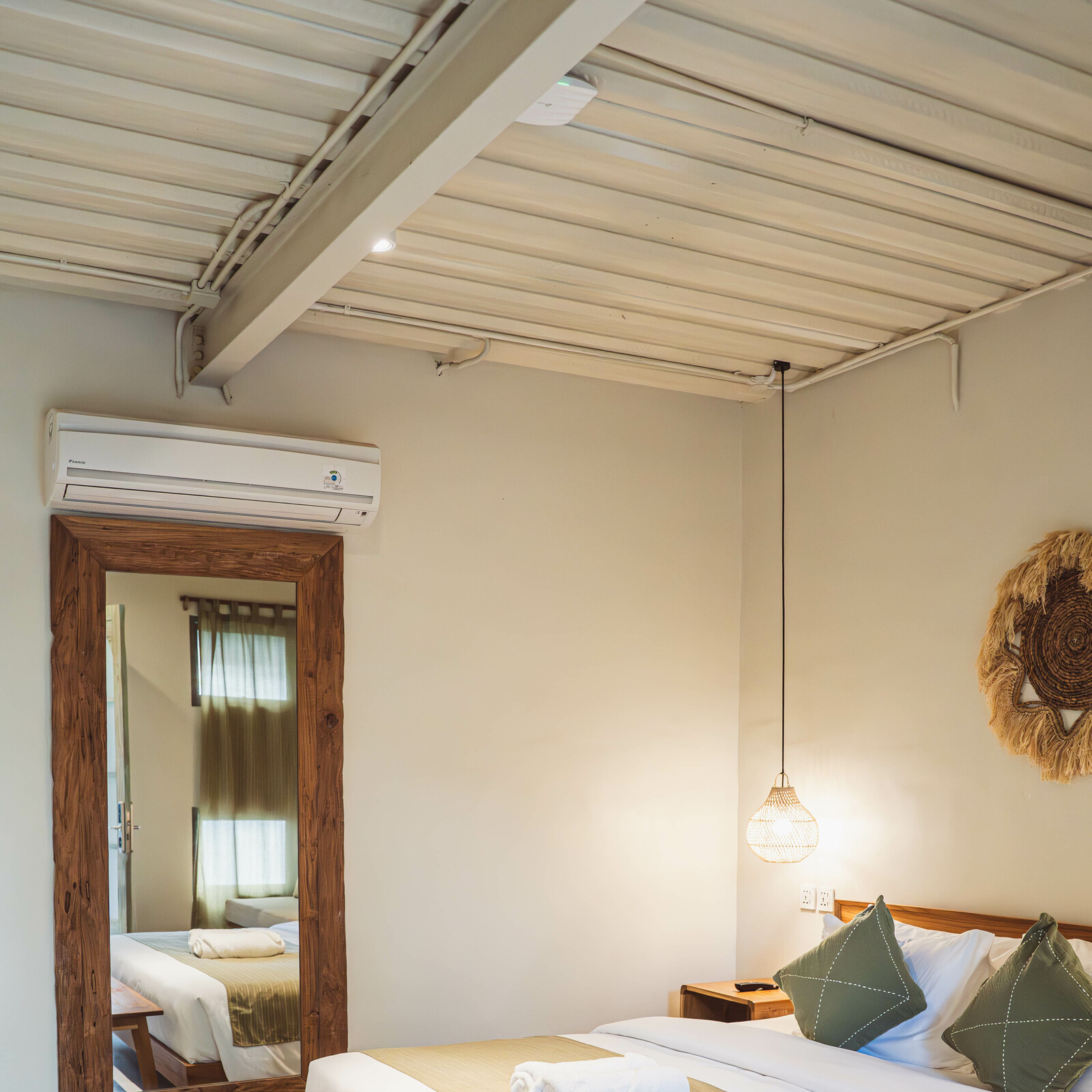 White Penny Room - www.whitepennybali.com