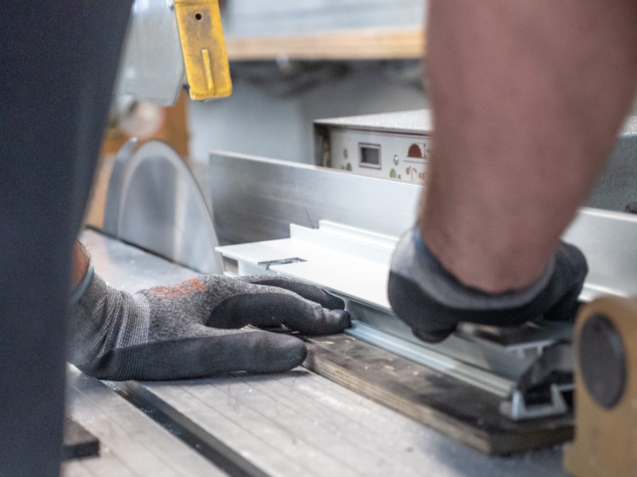 Aluminium sawing - Aluminium Technik Weißenburg