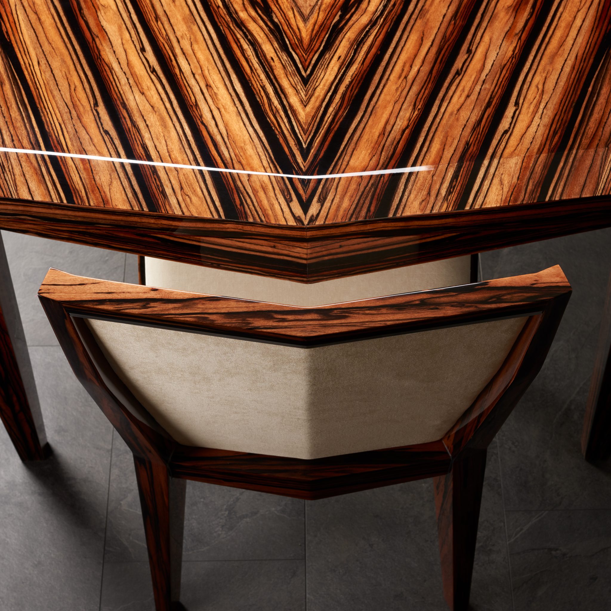 Noble Dining Table - SYGNARD