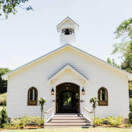 Southern Bella Chapel - Southern House & Garden